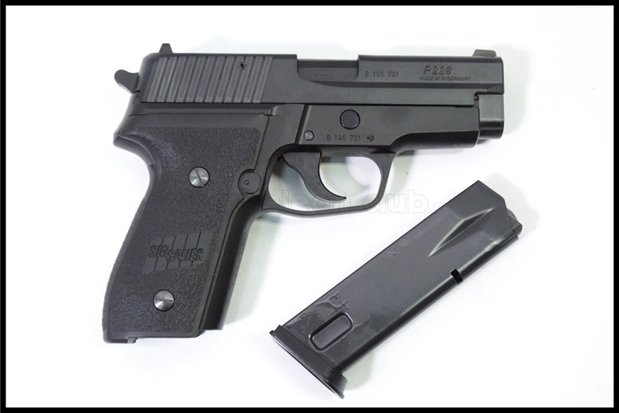 「タナカ SIG P228 Two-Tone EVO2 フレームHWモデルガン」買取実績 - エアガン買取スペースブキヤ